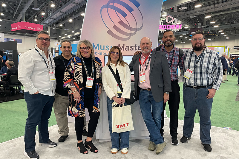 MusicMaster's Melanie Knapp and Scott Wirt with the team from ...